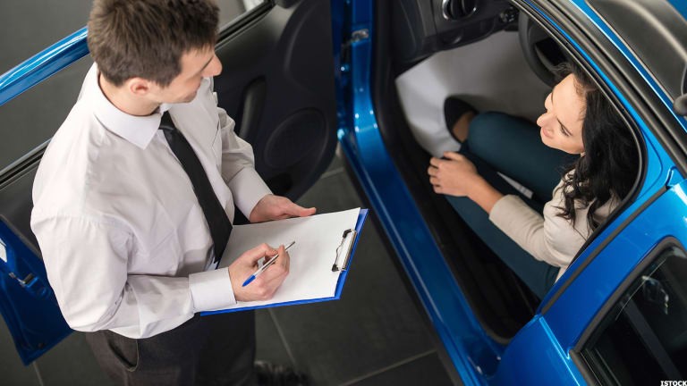 Solutii de leasing auto prin Unicredit Leasing